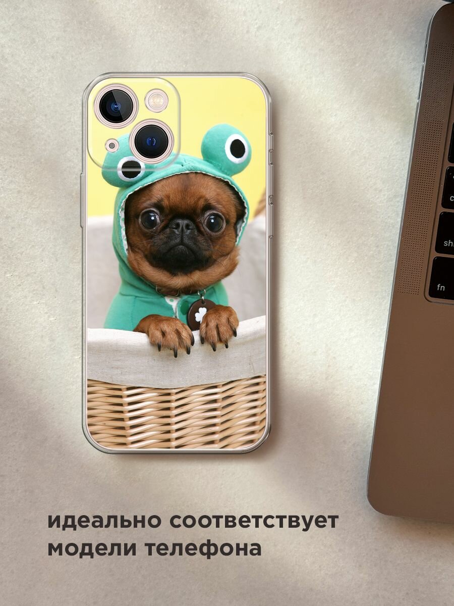 Чехол на Apple iPhone 13 mini / Айфон 13 мини с принтом "Собачка в шапке лягушки" — фото 1