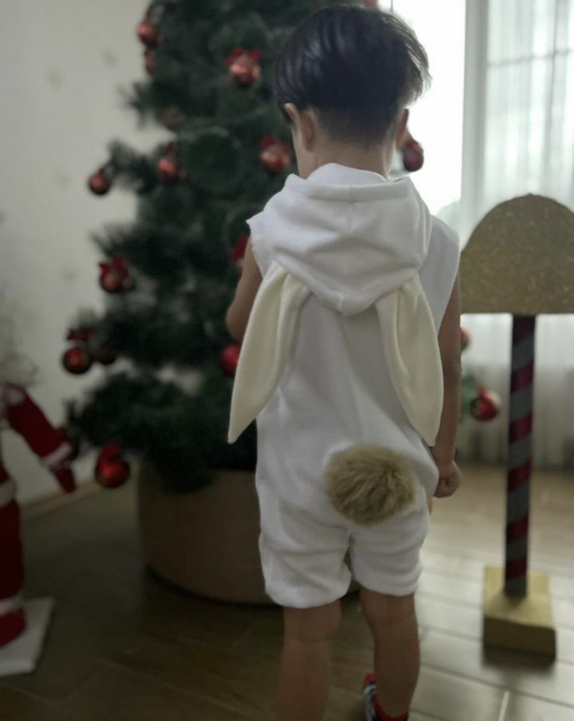 Новогодний костюм зайчика