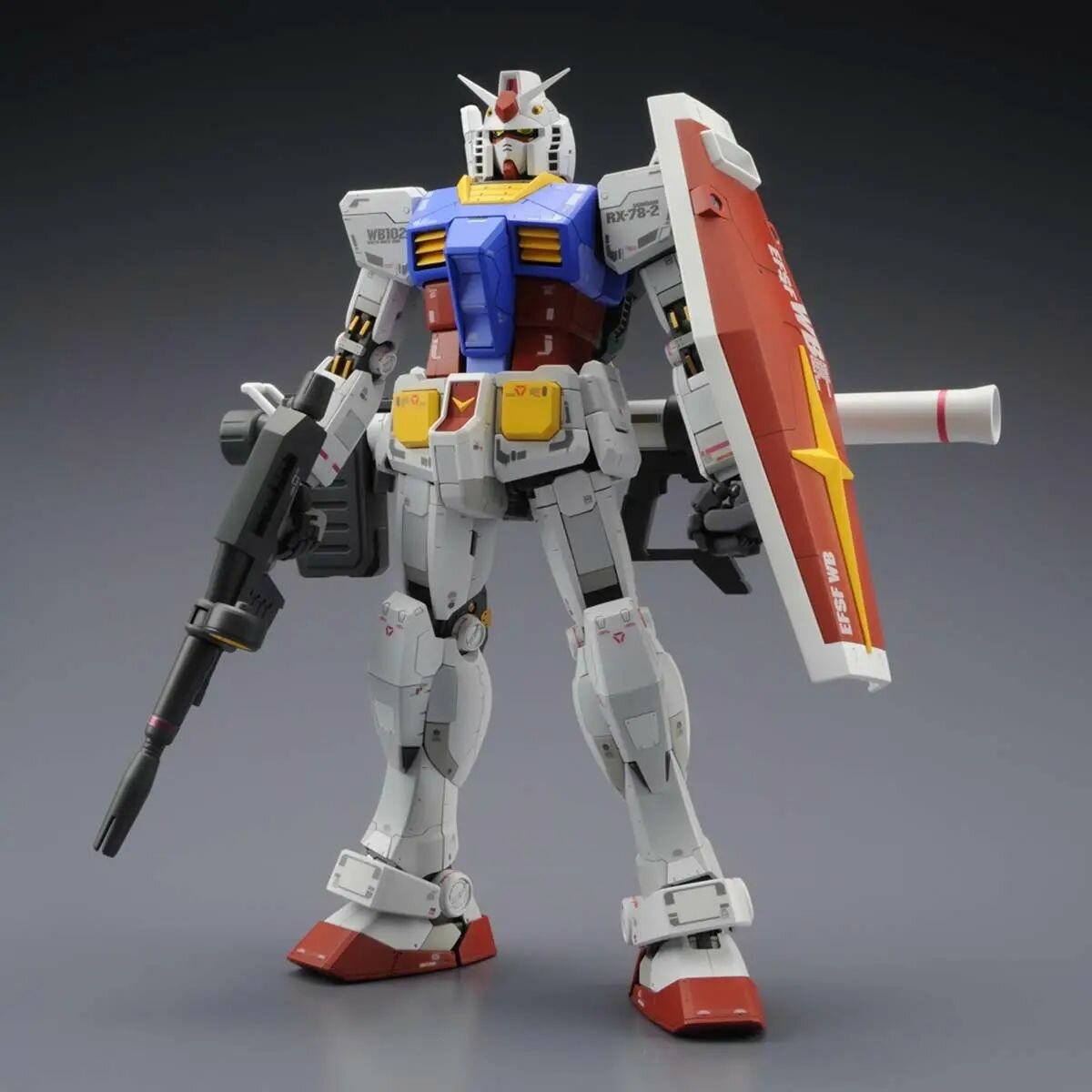 Конструктор Bandai Hobby MG Gundam RX-78-2 Ver. 3.0, 1/100 Scale