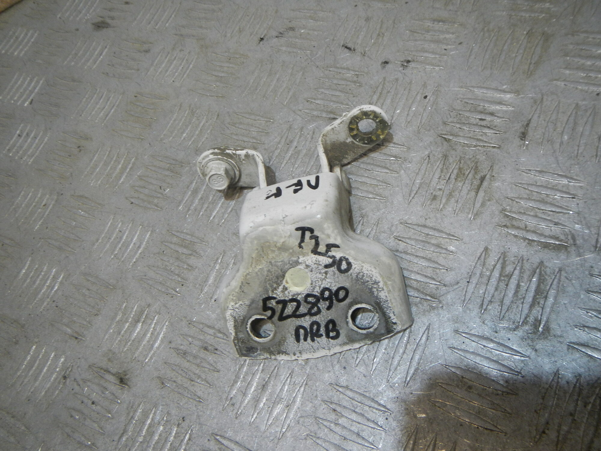 Б/У Петля двери передней правой верхняя, Chevrolet (Шевроле)-AVEO T250 SDN (05-11) CHEVROLET AVEO T250 SDN (05-11) = низ ...