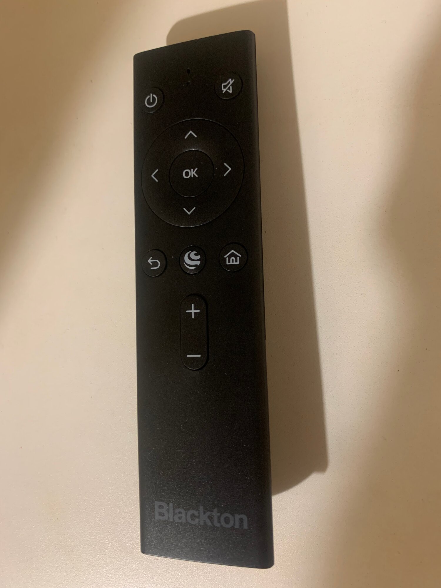 Sber SBDV-00001 голосовой пульт для приставок и телевизоров