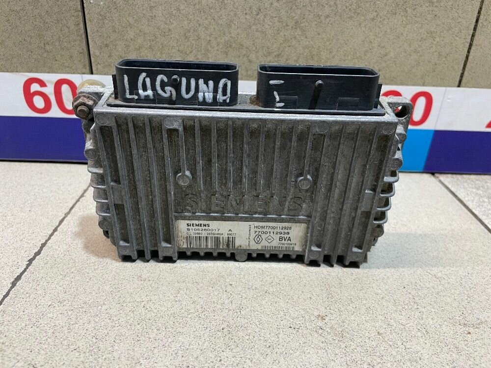Блок управления двигателем Renault Laguna I 7700112938