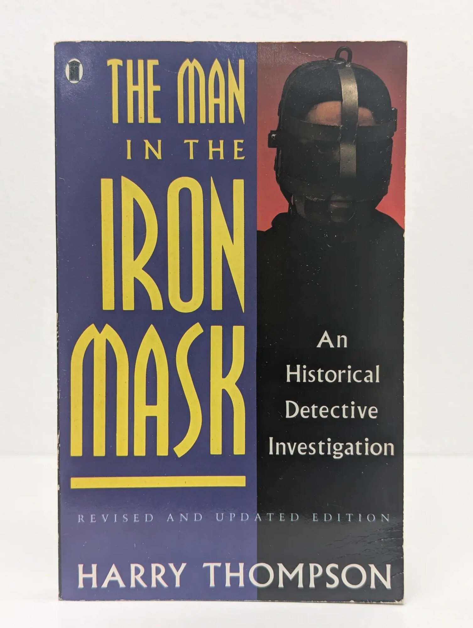 The man in the iron mask Thompson Harry 1990