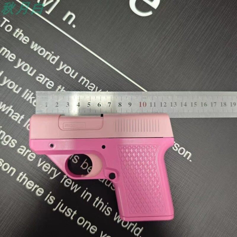 Горячая продажа нового пистолета-формы для сигарет с зажигалкой, интегрированным ветрозащитным игрушечным пистолетом, универсальным толстым, средним и тонким футляром для сигарет