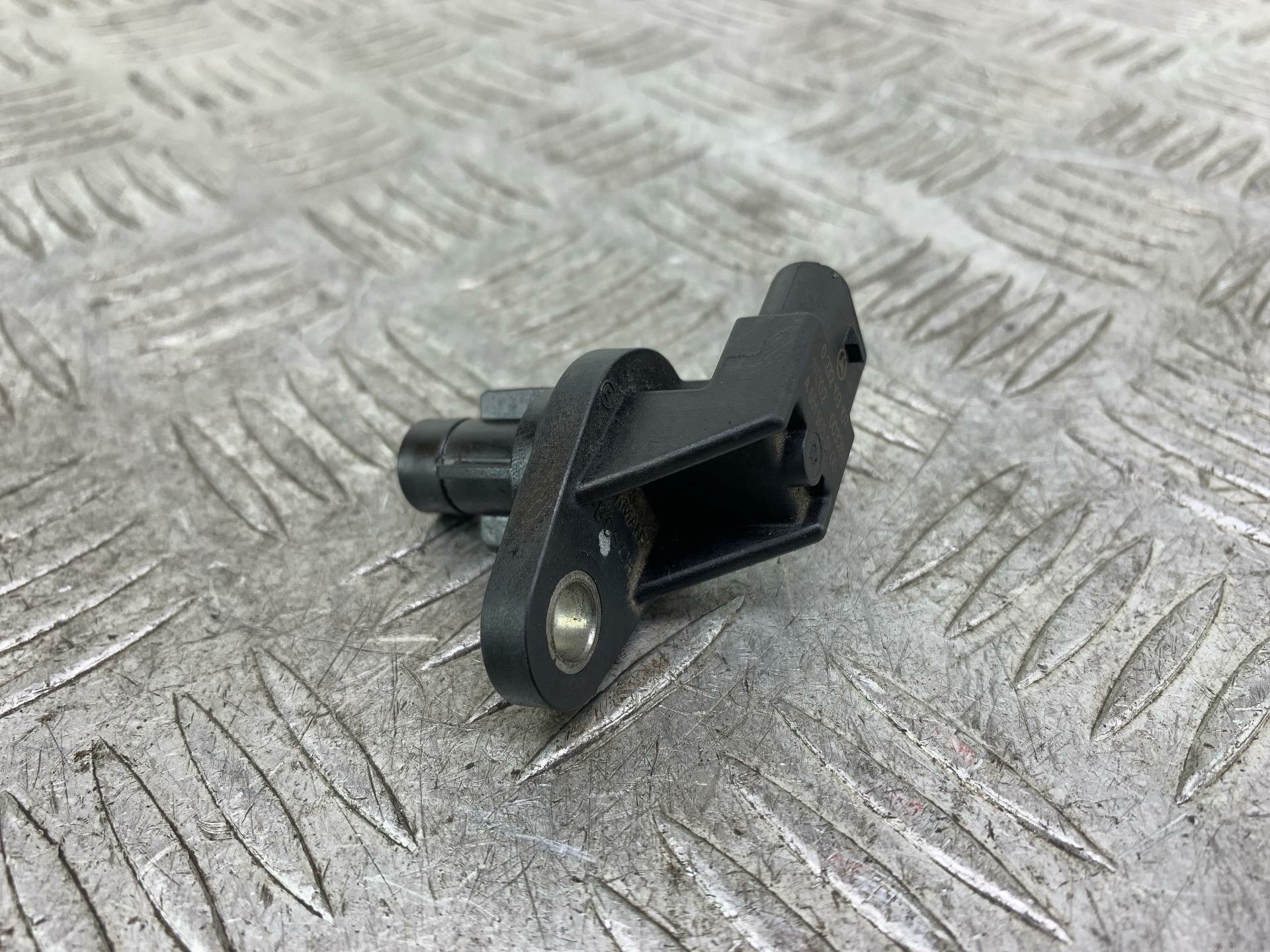 Датчик распредвала Mercedes-Benz Sprinter W906 (2006 - 2014) 0232103107