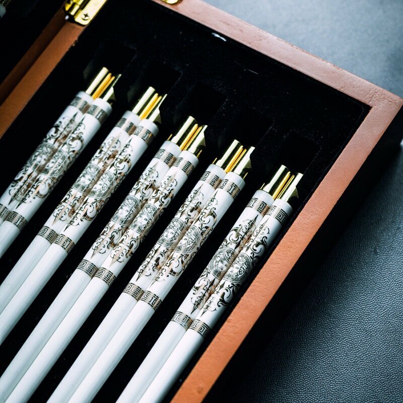 Первоклассные костяные китайские палочки для еды, изысканные, высококачественные, устойчивые к плесени, настоящие домашние палочки для еды, легкая роскошь, высококачественное ощущение, белые