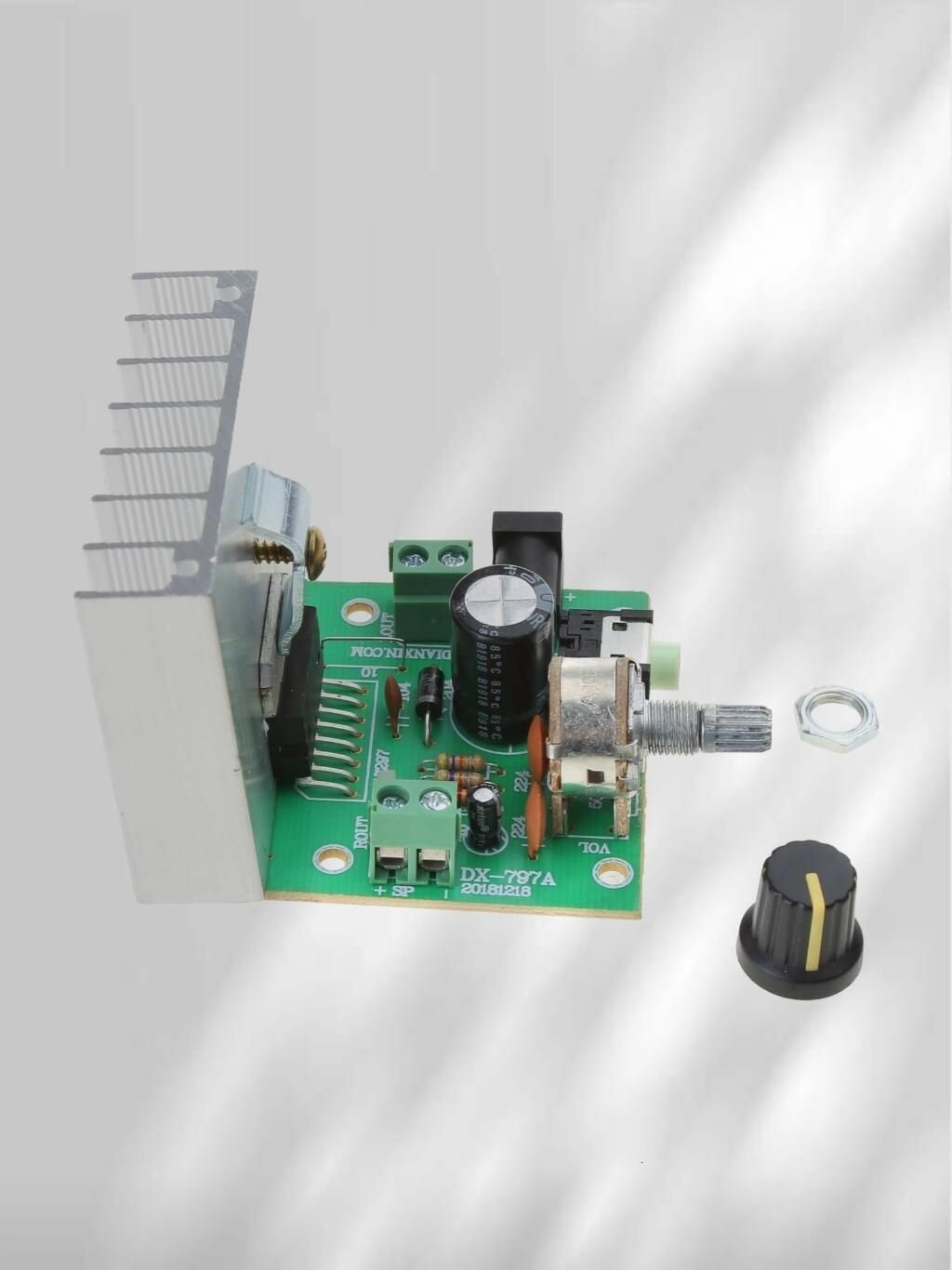 Усилитель мощности звука TDA7377