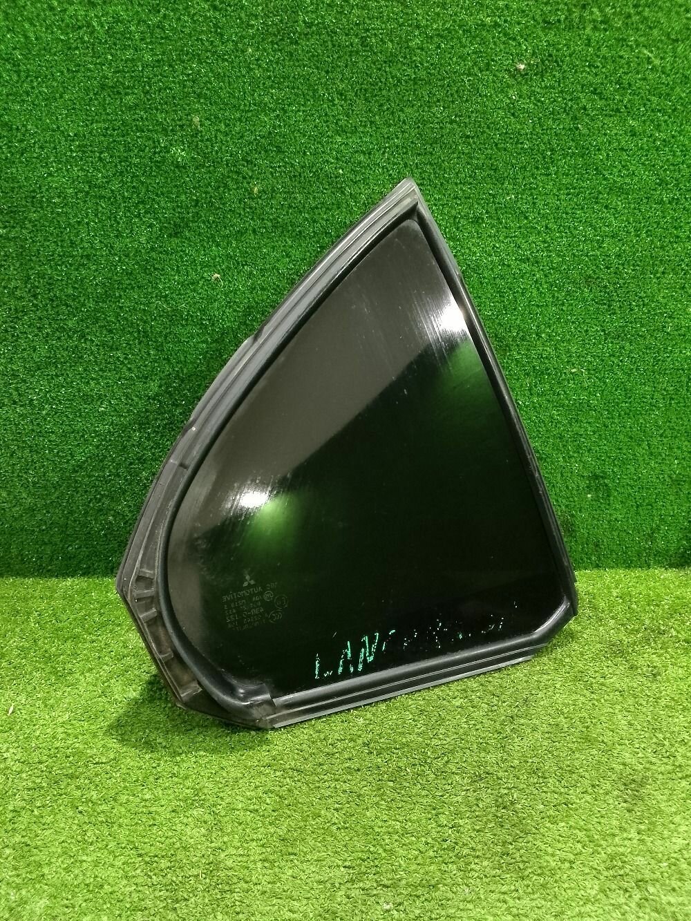 Форточка задней правой двери Mitsubishi Lancer X Б/У с пробегом