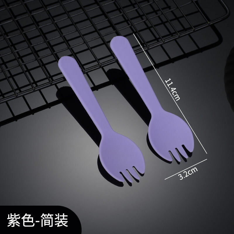 Густое десертное мороженое «Тирамису» в индивидуальной упаковке для оптовой продажи, одноразовые вилки для уличной торговли.