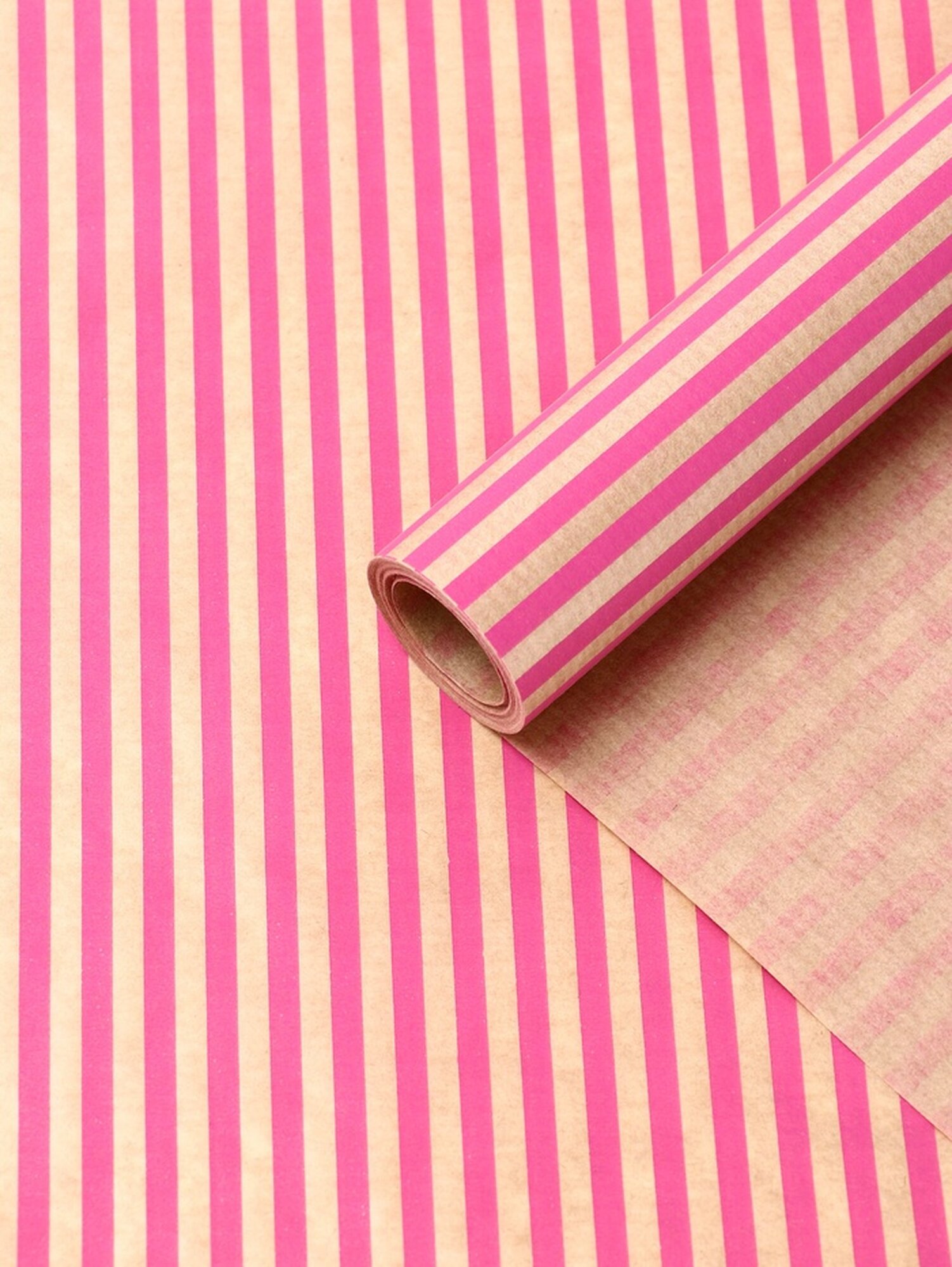 Бумага упаковочная крафт "Полосы розовые", 0,68 х 10 ±5% м, 60 гр 10954556