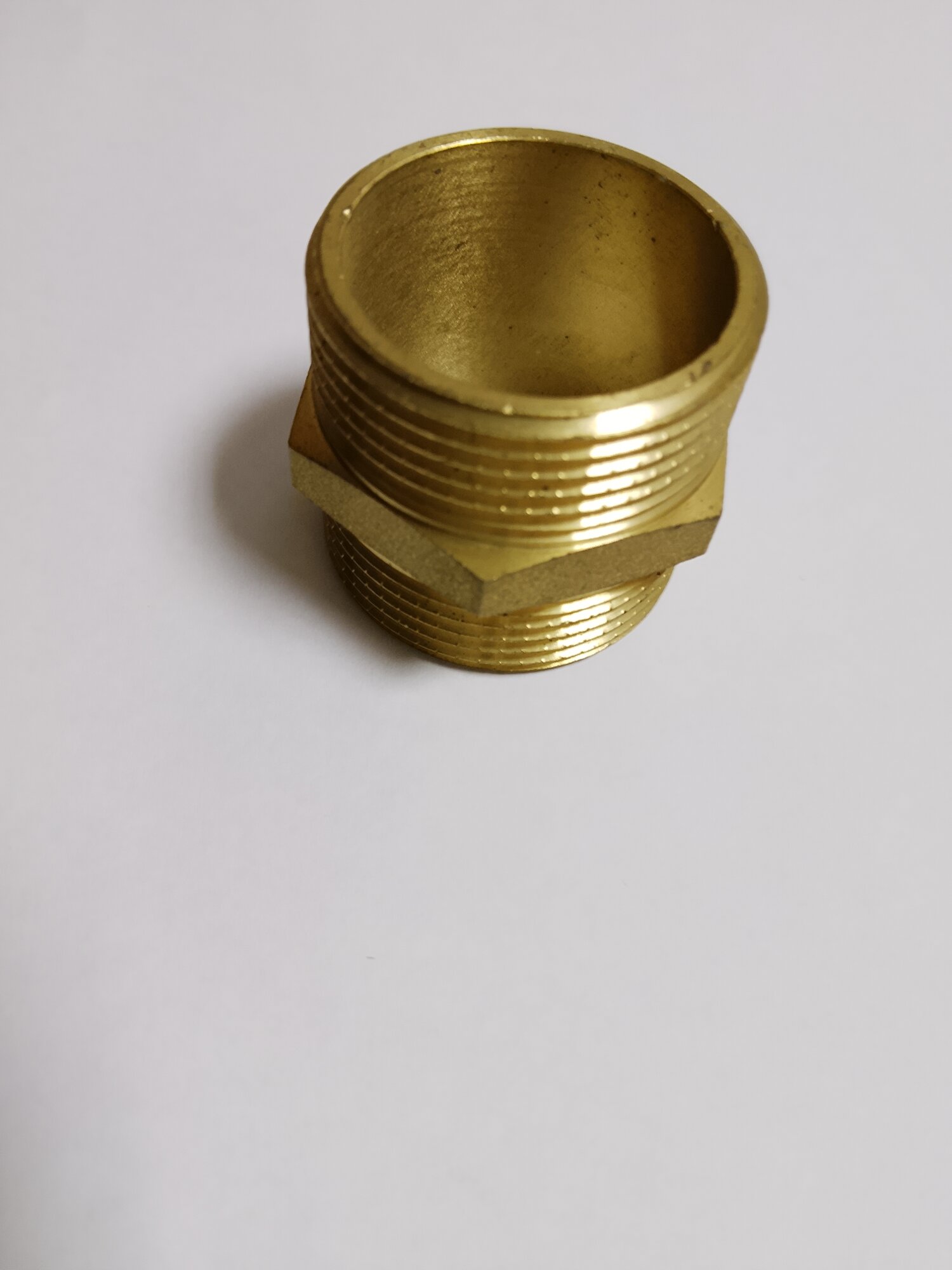 Ниппель латунь "1" 1/4 наружная резьба.