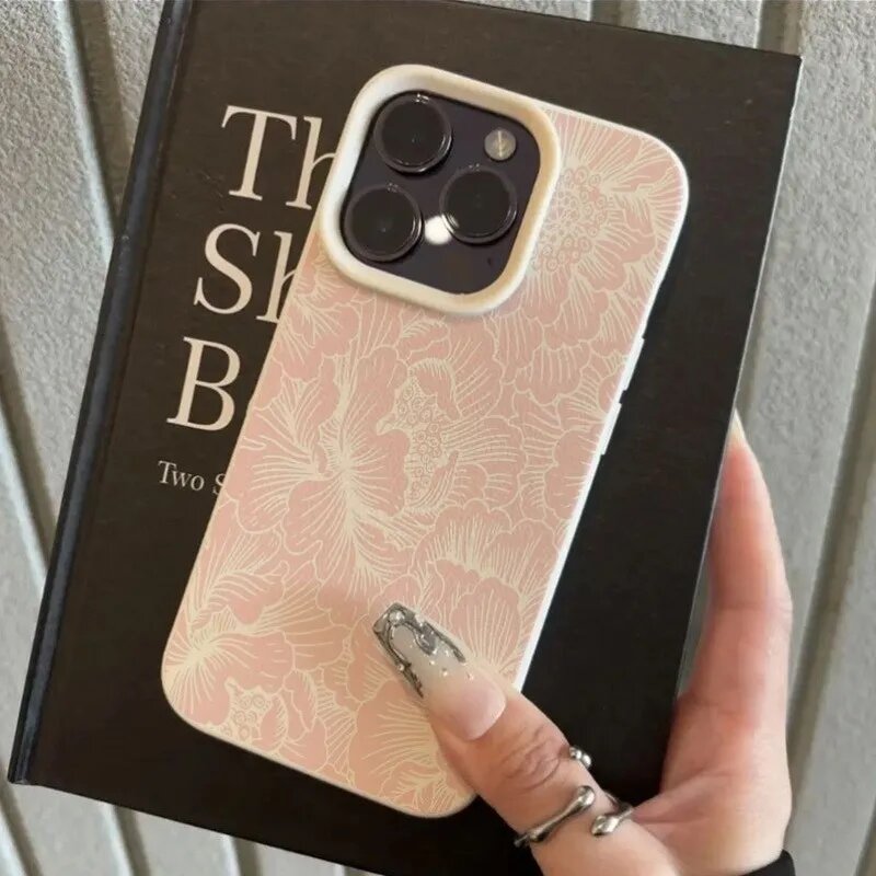 Чехол на iPhone 17 Pro Max с цветочным узором, розовый