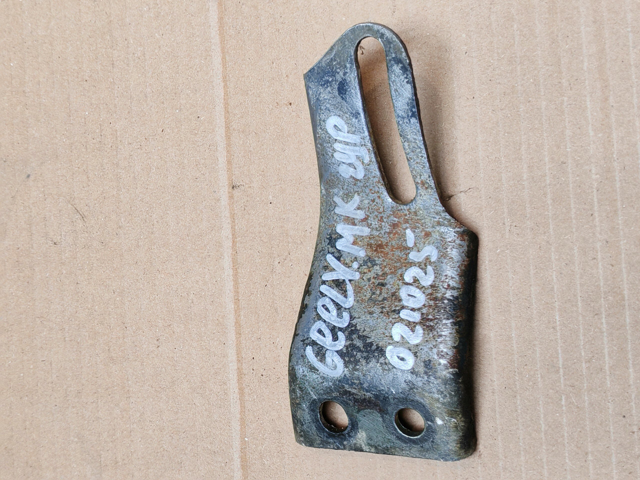 Кронштейн ГУР Geely MK