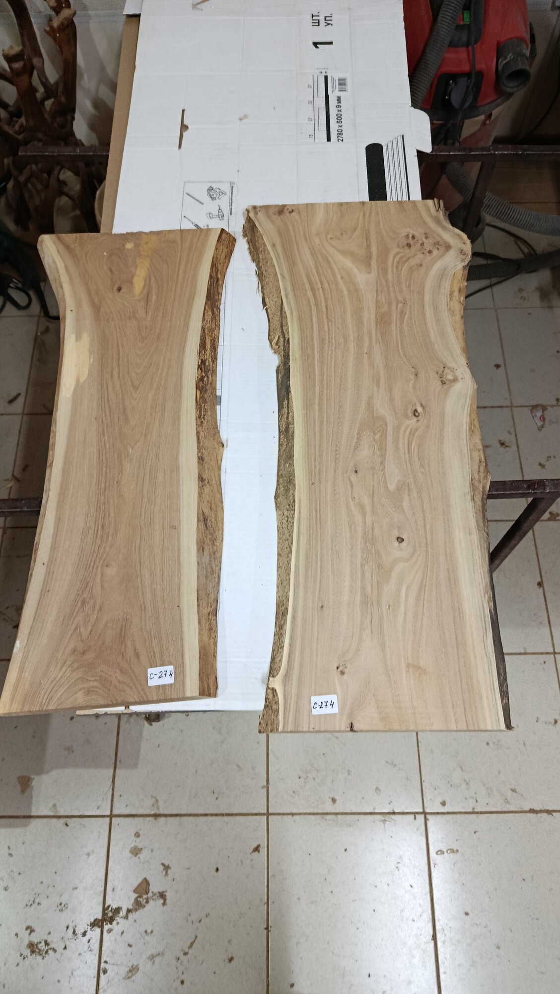 Слебы из массива карагача 70х25х2,5см,70х22х2.5см(С274), комплект из 2-х досок из массива дерева