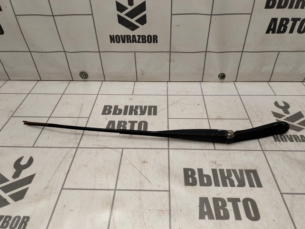 Поводок стеклоочистителя передний левый Renault Fluence 10-17