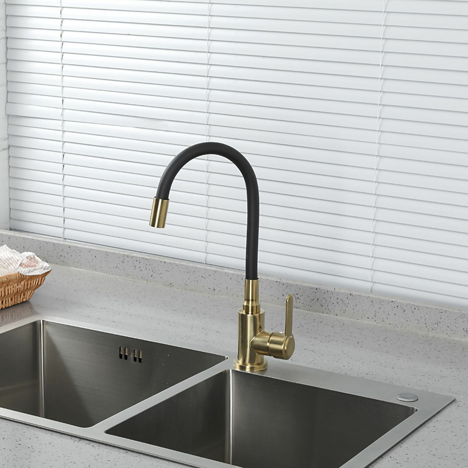 Смеситель для кухни с гибким изливом шлангом и душем Frud R42052-33