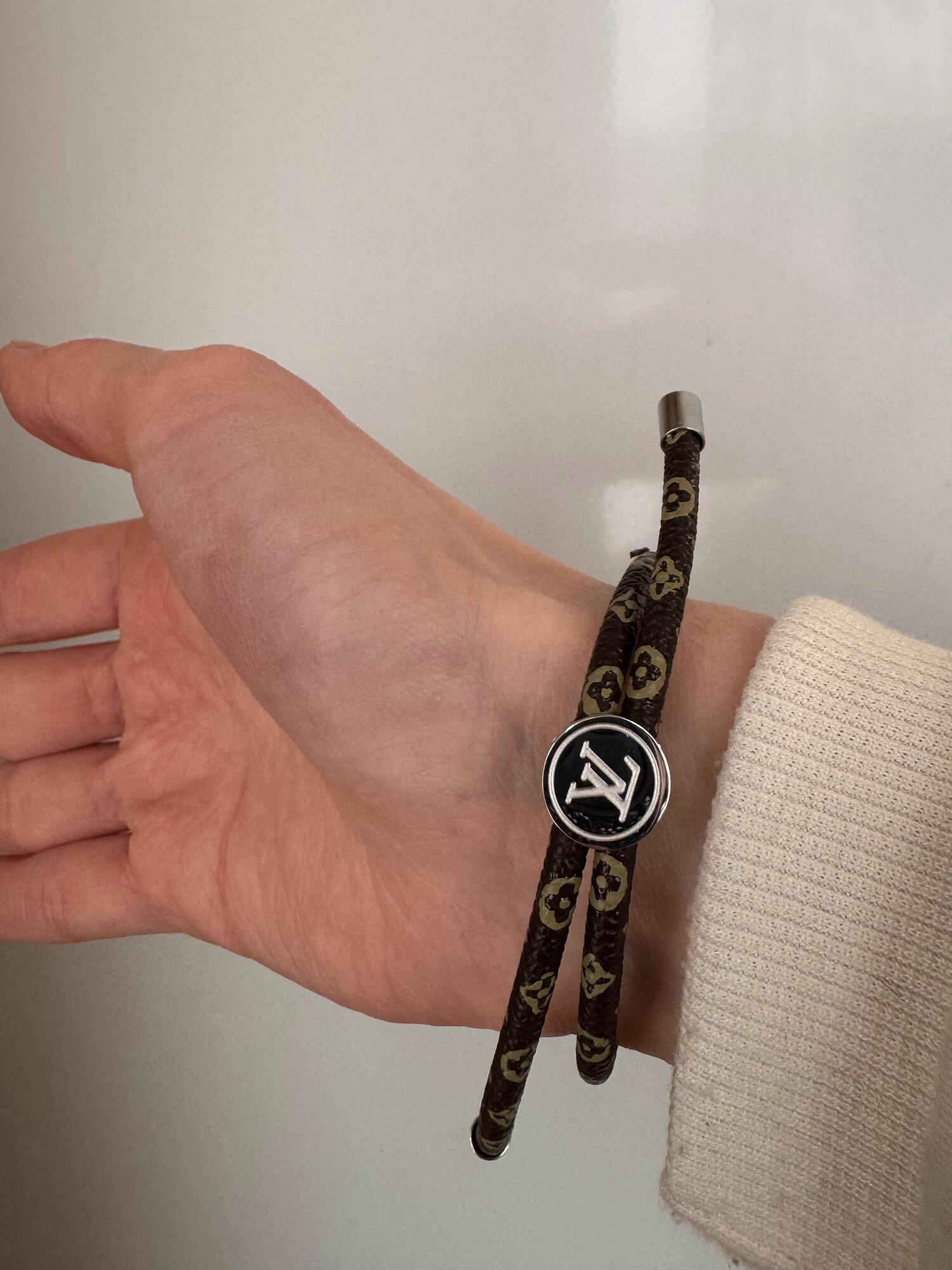 Браслет-бэнгл KisKo