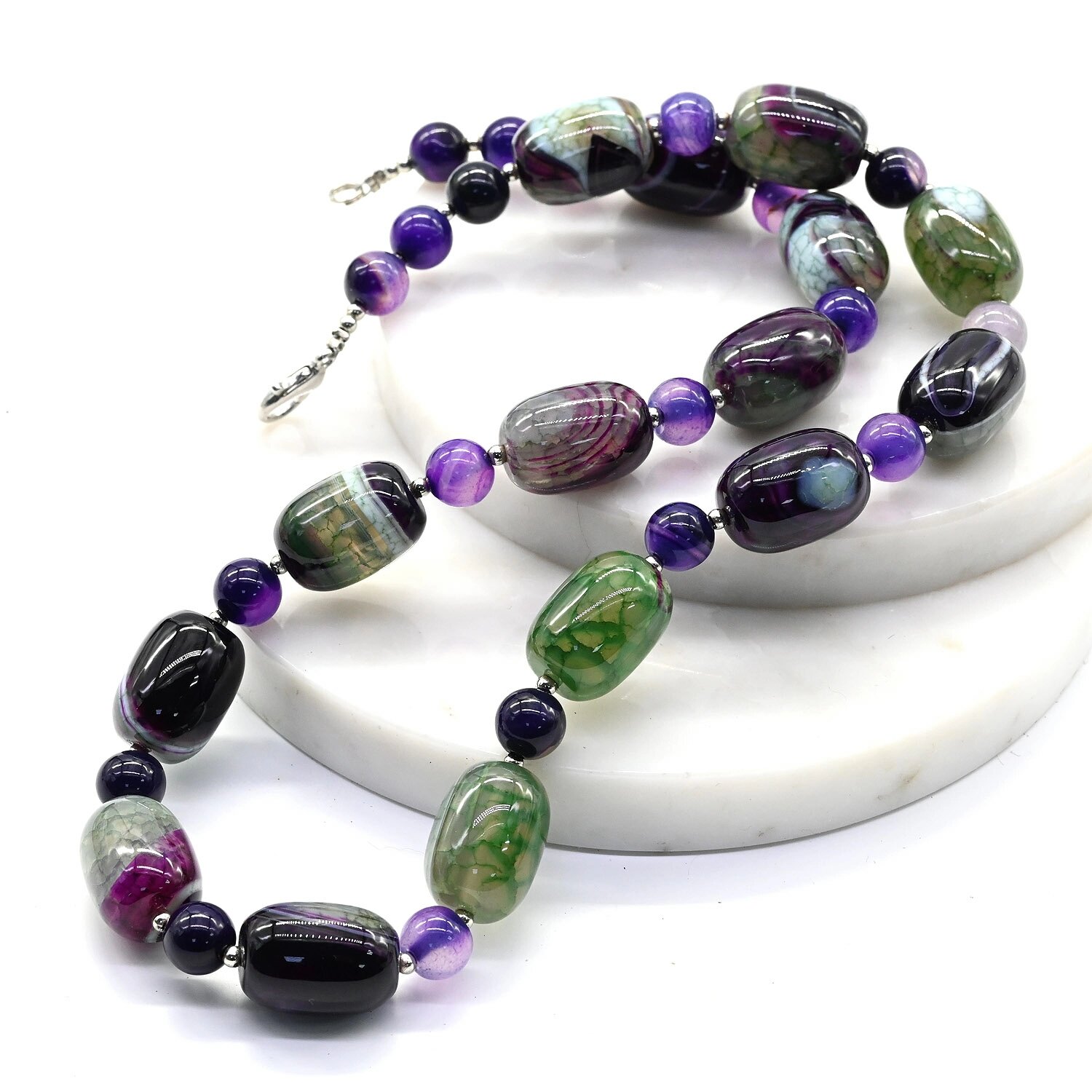 Бусы из агата тонированного бочонок 12*18мм, шарик 8мм цвет флюорит, 50см .