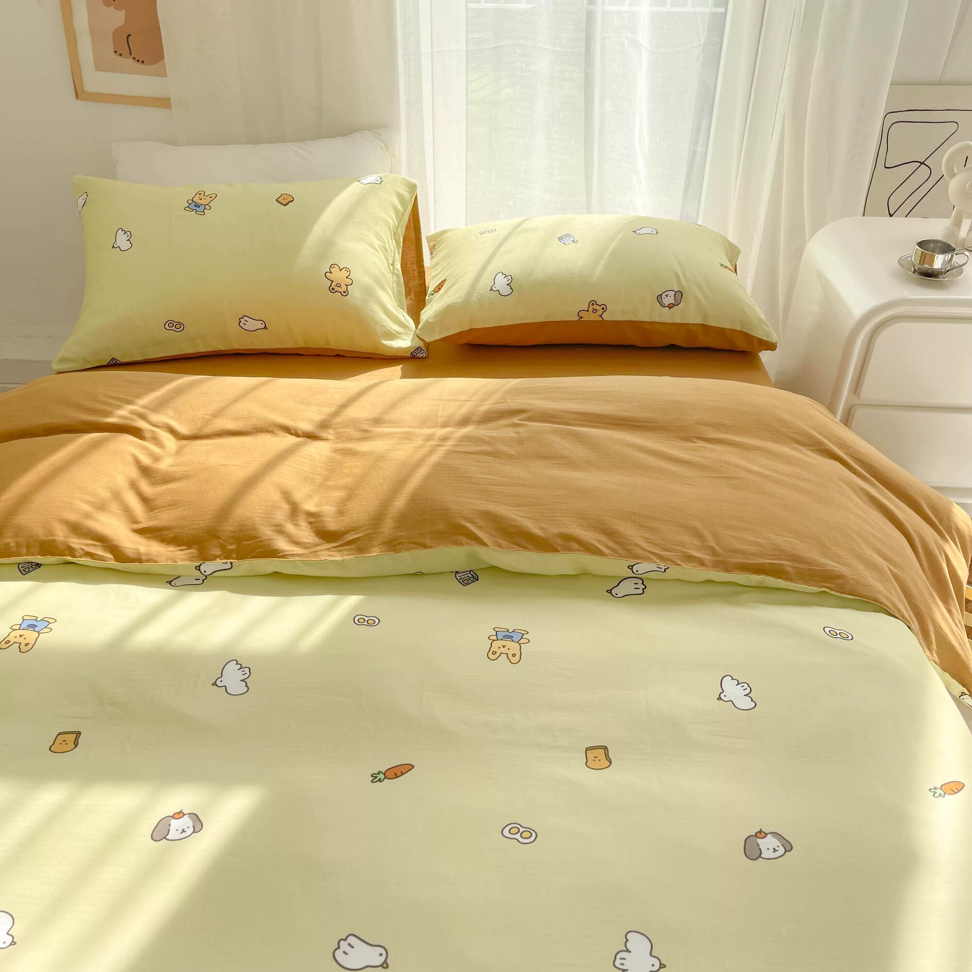 Набор 4 предмета 1.8м (Подходит для подушек 200x230см) - Узор Matcha Little Cute + Wake Up - Пододеяльник и наволочки