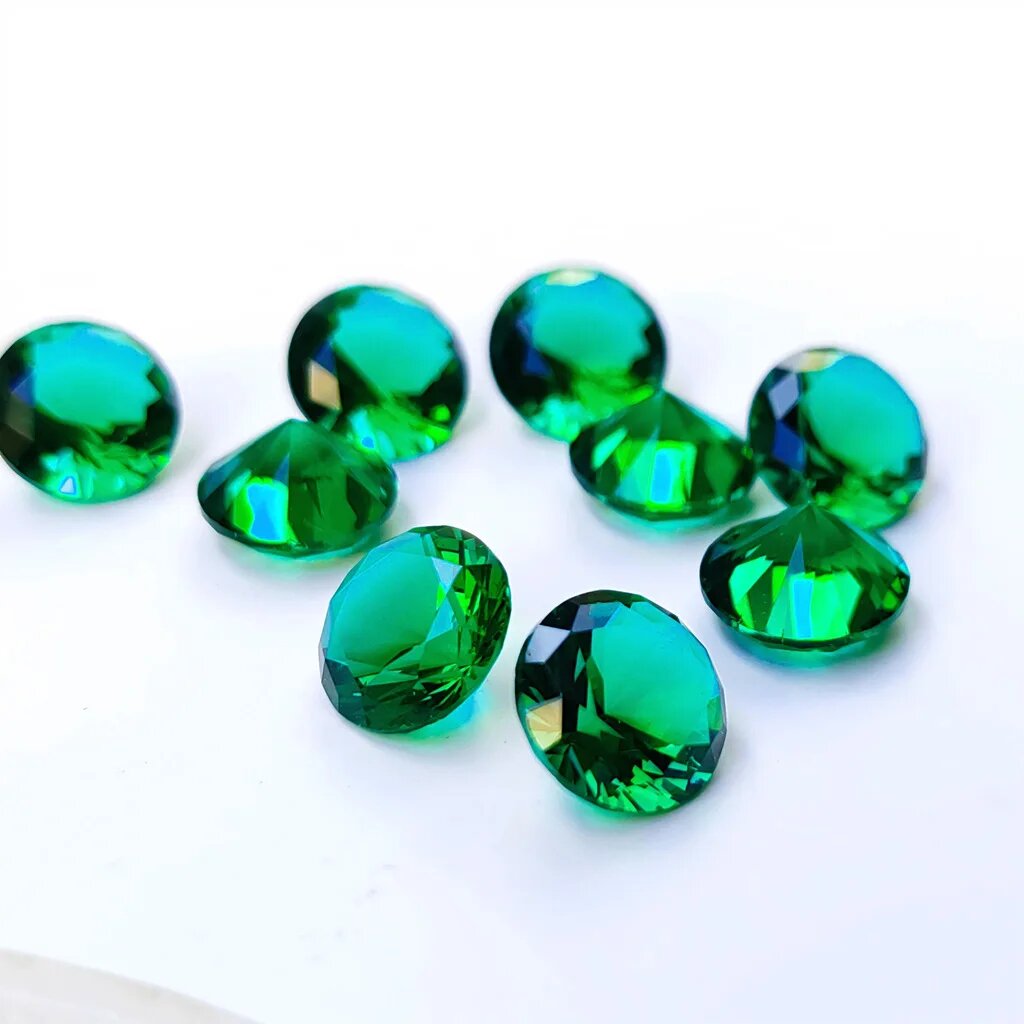 Изумрудные кристаллы Kong Green-10mm, 10 шт.