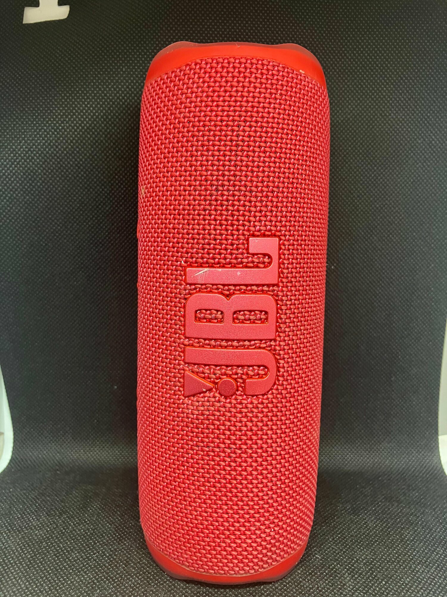 Портативная колонка JBL Flip 6 30Вт, мощный звук, чистое звучание, подойдёт для дачи