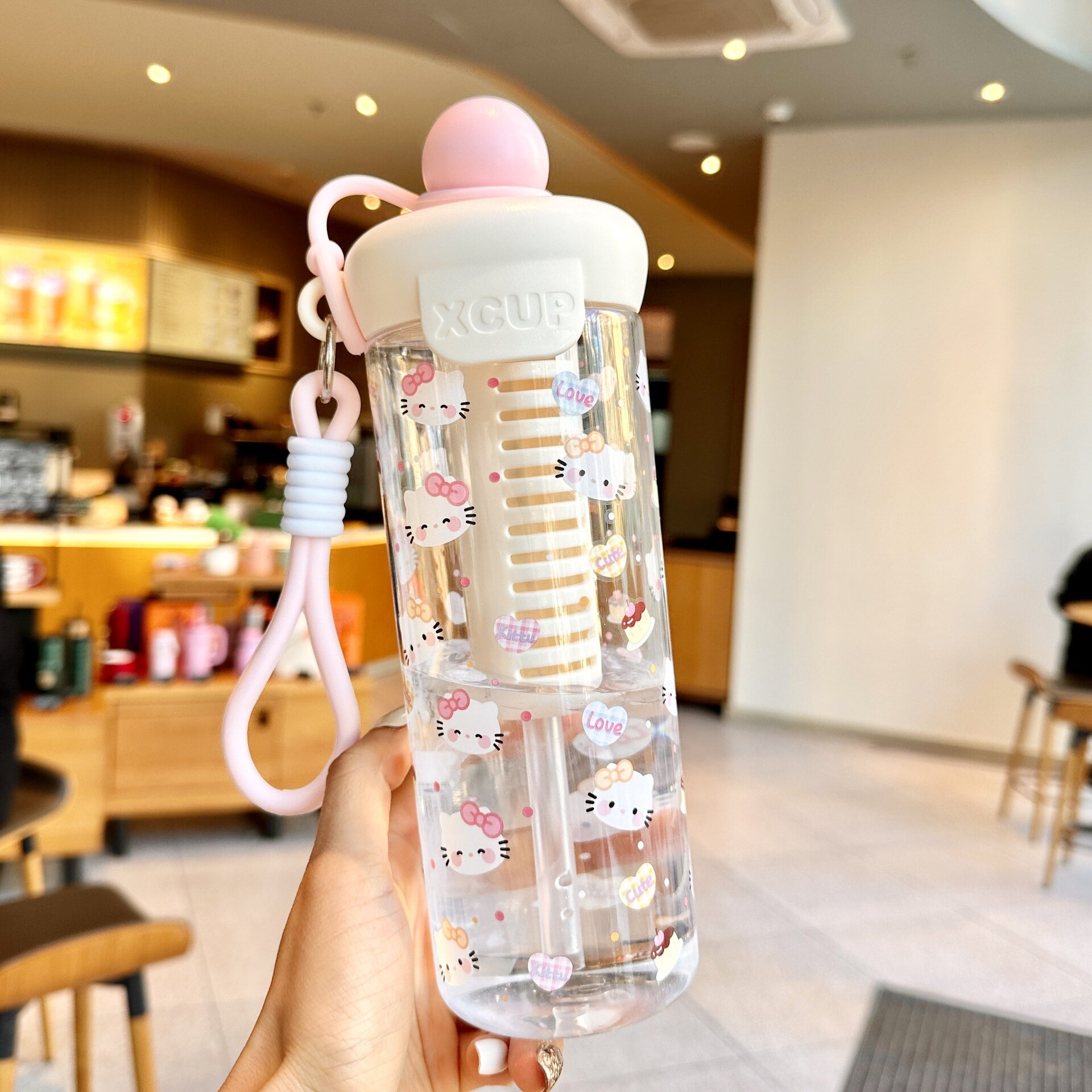 Розовая пластиковая чашка с плавающим шариком 600мл и 5 декоративными элементами, портативная одиночная чашка