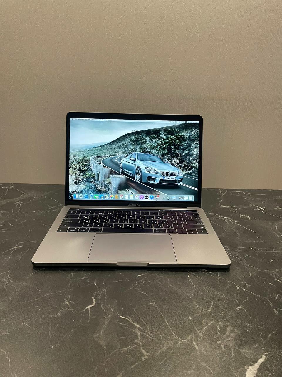 13.3" Ноутбук MacBook Pro 13 2019, Intel Core i5 1,4 ГГц, 8/128 ГБ LPDDR3 2133 МГц, Intel Iris Plus Graphics 645