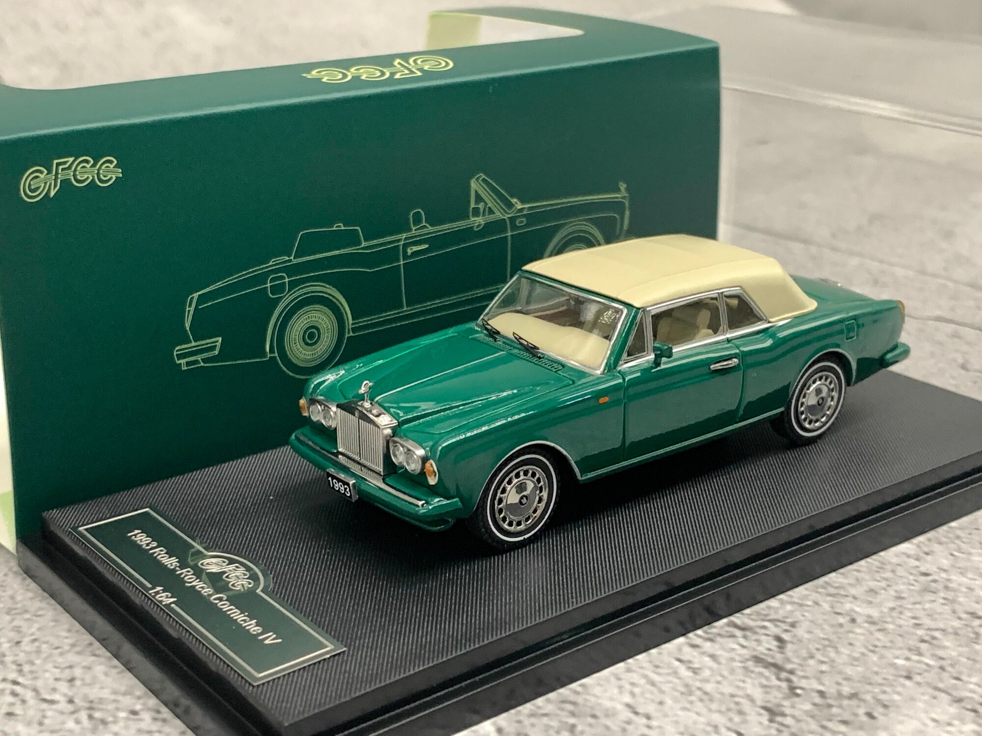 GFCC 1:64 Rolls-Royce Corniche IV Модель автомобиля из сплава для демонстрации