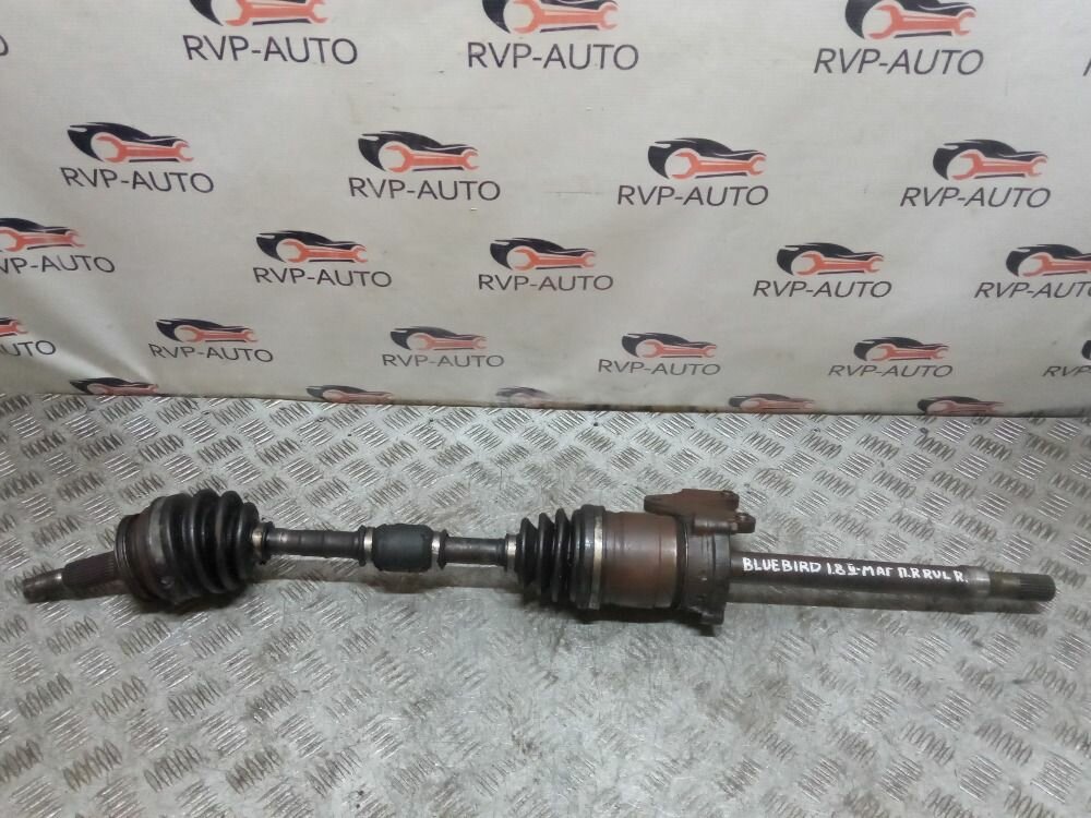 Полуось передняя правая Nissan Bluebird 1.8 АКПП
