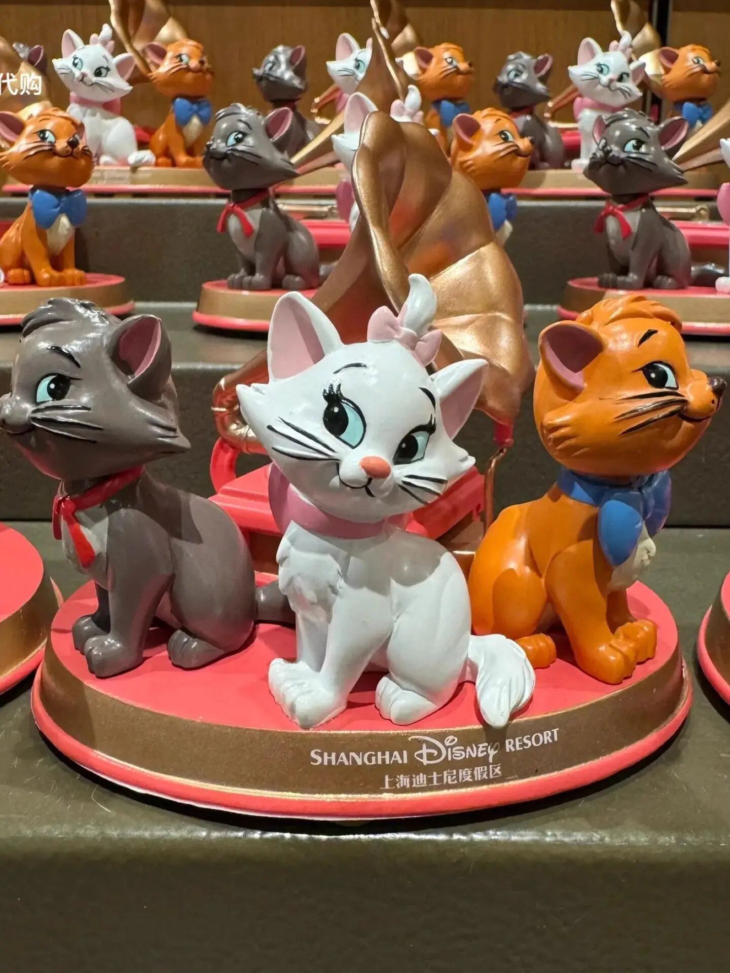 Статуэтка Мари из Шанхайского Диснея Aoger