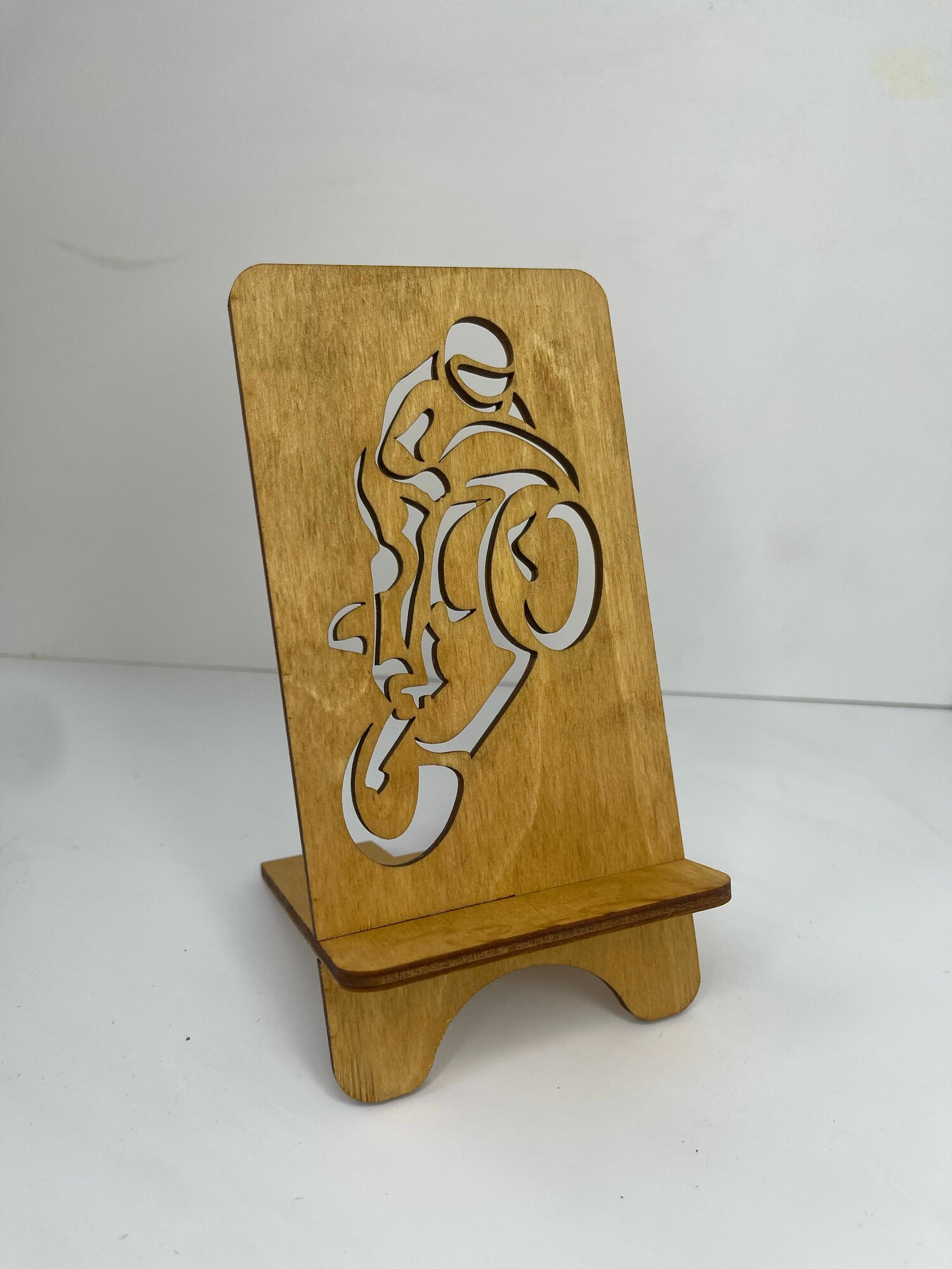 Держатель для смартфона "Мотоциклист", дерево, бежевый, 16.5х8.5х10см