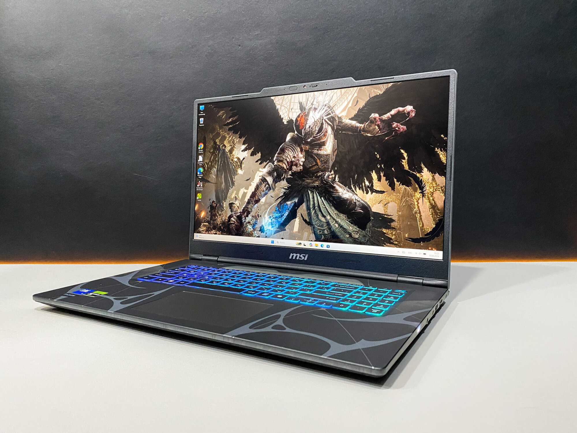 Игровой Ноутбук MSI Cyborg 17"/144Hz/Intel Core 5 210H 8/12*2.20-4.80GHz/RTX5060-8Gb/16Gb/SSD1Tb