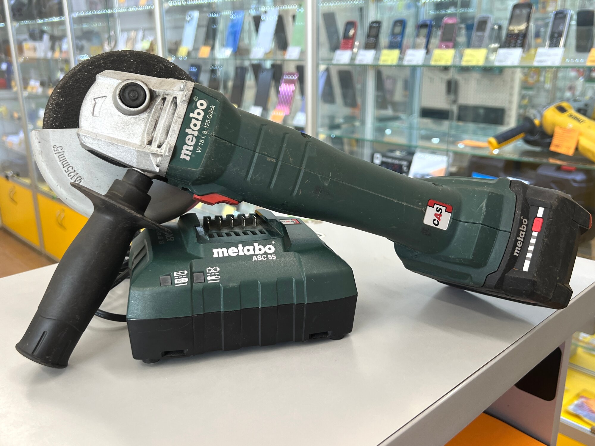 Шлифмашина УШМ аккумуляторная W 18 L 9-125 Quick Metabo, 602249650