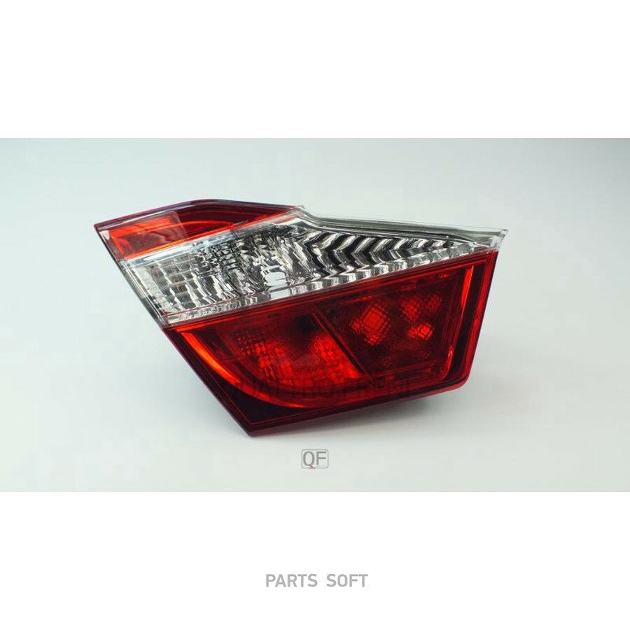 QUATTRO FRENI QF21M00004 Фонарь в крышку багажника rr lh Toyota Camry 50 ()