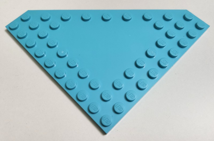 Деталь Lego 92584 Wedge, Plate 10 x 10 Cut Corner with no Studs in Center