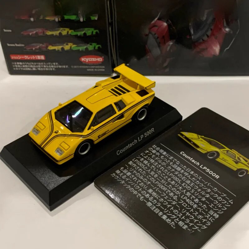 WELLY Масштабная модель автомобиля Countach LP 500R 1:64 A nobox