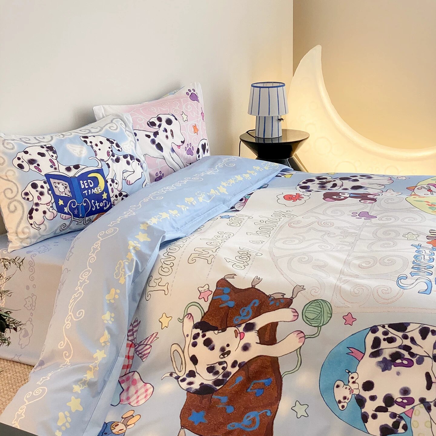 Комплект постельного белья Toyama Store x Ollie Frog Dalmatian Series: синий хлопковый пододеяльник с ручной росписью,