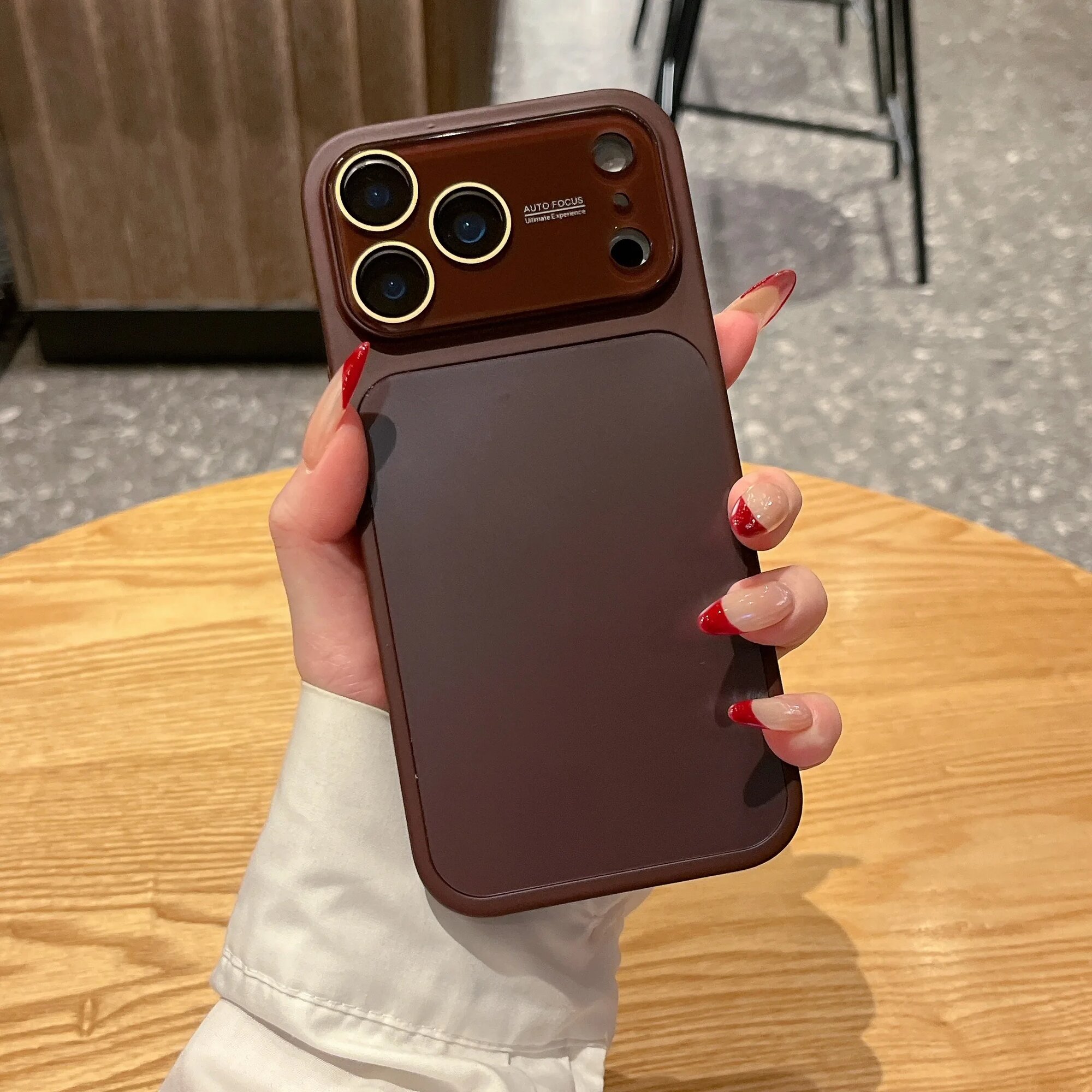 Противоударный Защитный Чехол AG Slim Luxury Matte Metal Case iPhone17 Pro Max, Коричневый, coffee