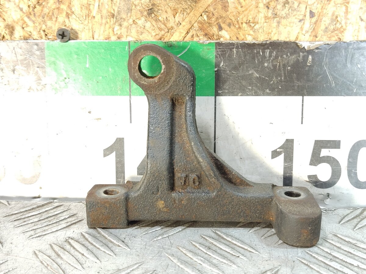 Кронштейн компрессора кондиционера SUBARU Forester S11 73611SA020
