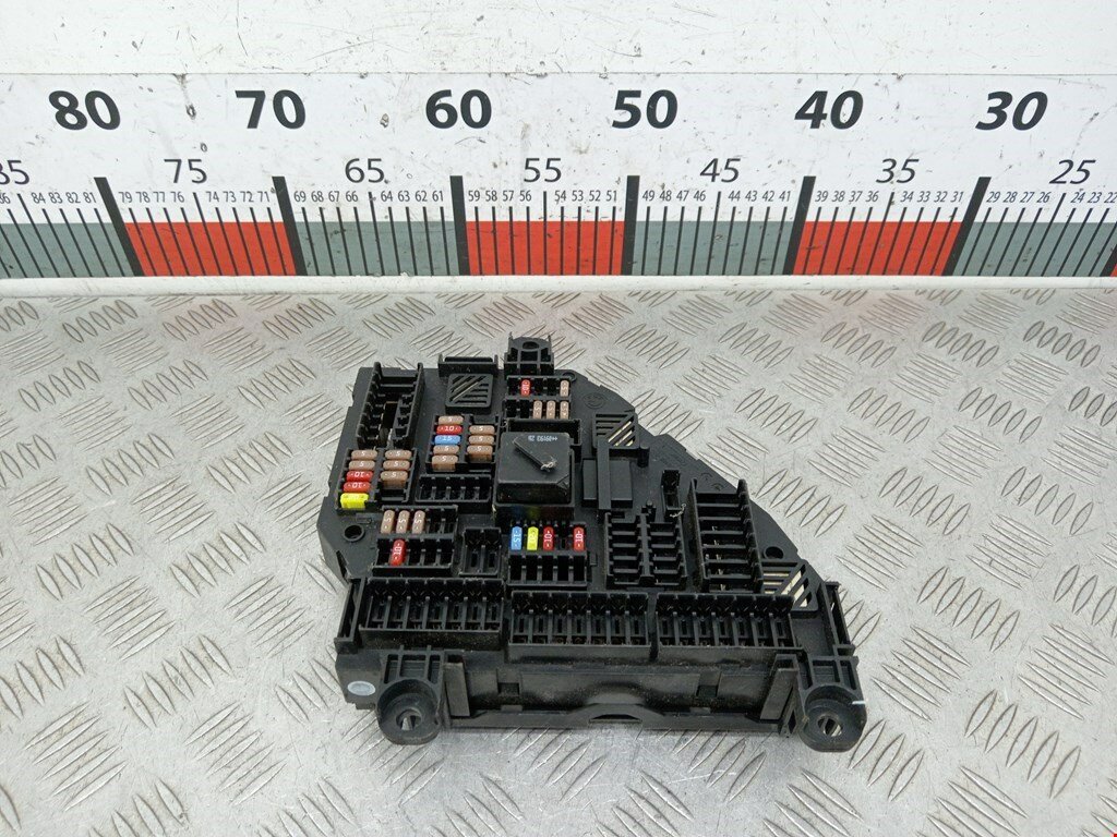 Блок предохранителей BMW 5-Series (F07/F10/F11/F18) 61149252813 арт. 2265668