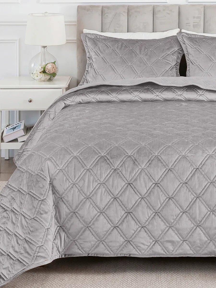 Покрывало Baccara 240х260, 2 наволочки 50х70