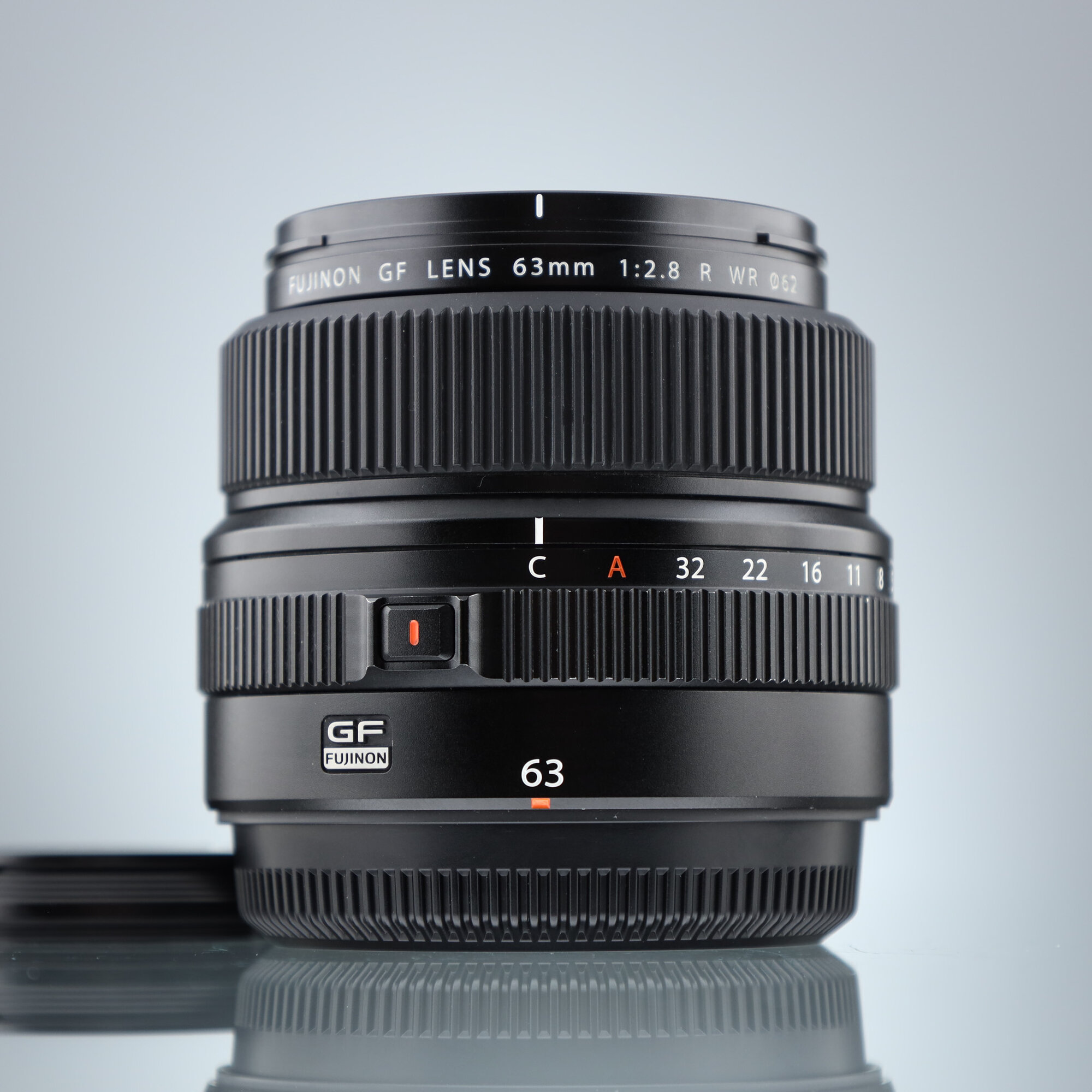 Объектив Fujifilm GF 63mm f/2.8 R WR