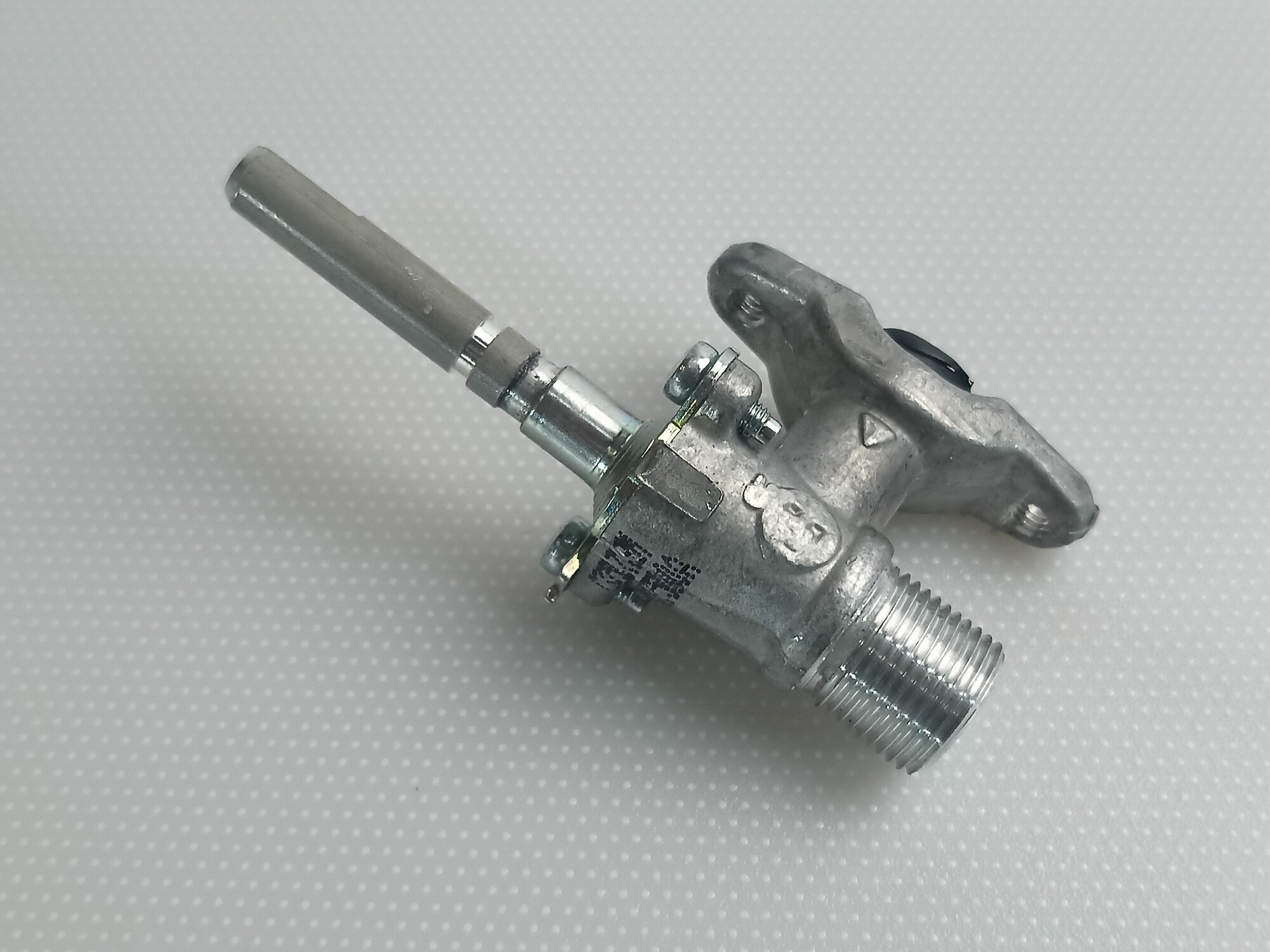 Газовый кран средней конф, для газовой плиты Deluxe 506040.01гэ(кр)