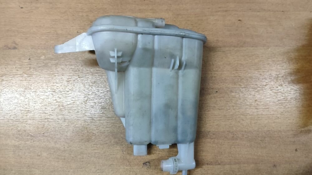 Бачок расширительный Audi A4 (B8), 2009
