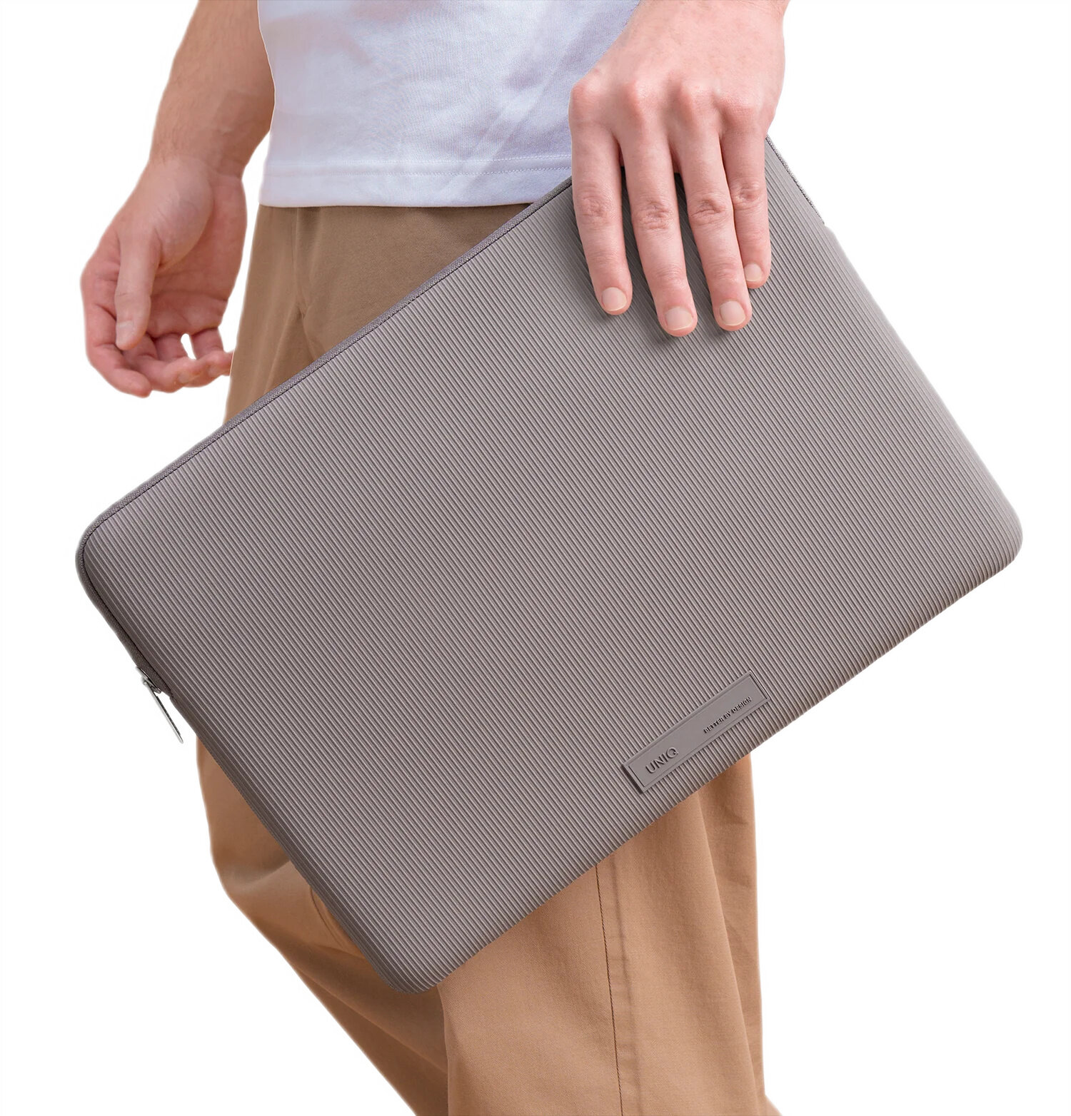 Защитный чехол Uniq Cyprus Ridge Edition Neoprene Laptop sleeve для MacBook 13/14 Pewter Grey