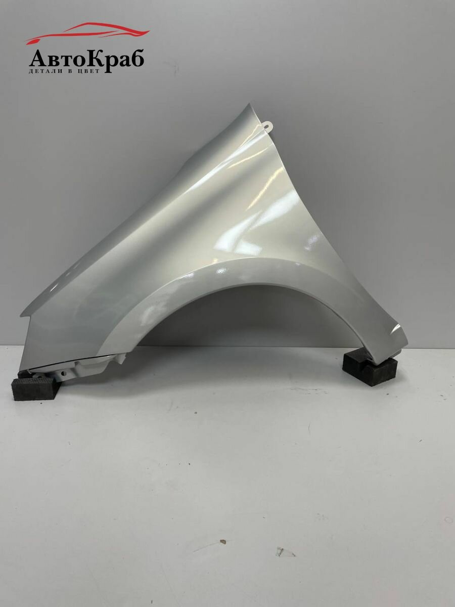 Крыло переднее левое пластиковое без повторителя в цвет для Лада Гранта FL рестайлинг 2018 - 2025 г. 610 - рислинг