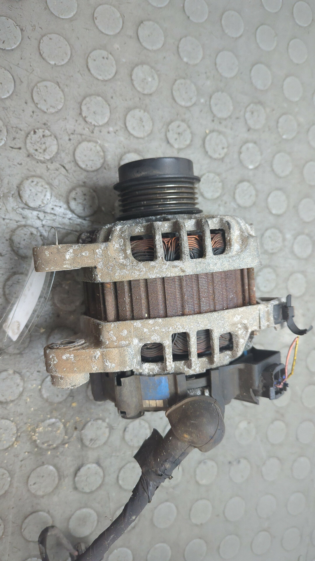 Генератор Hyundai i20 Б/У