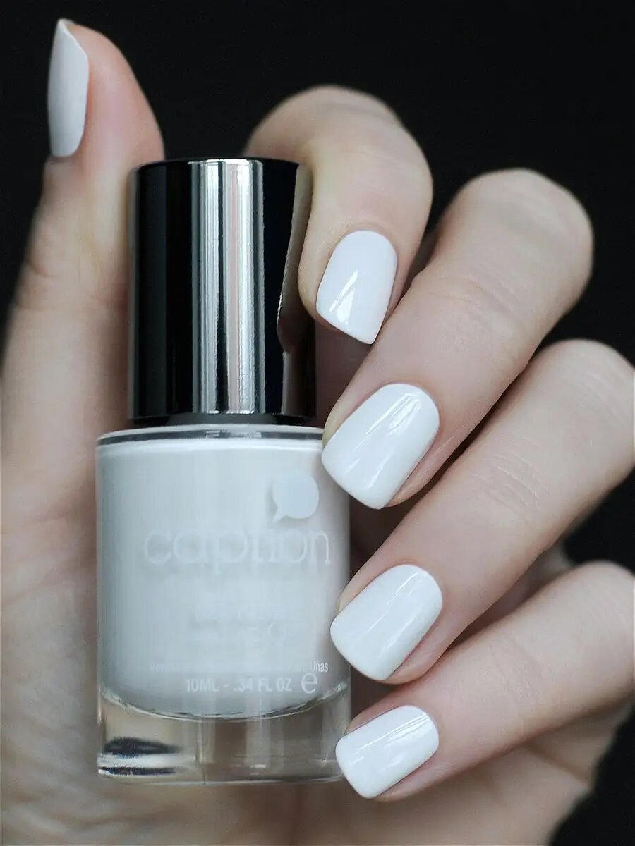 Лак для ногтей Young nails CAPTION теплый белый 10 мл, с зеркальным блеском