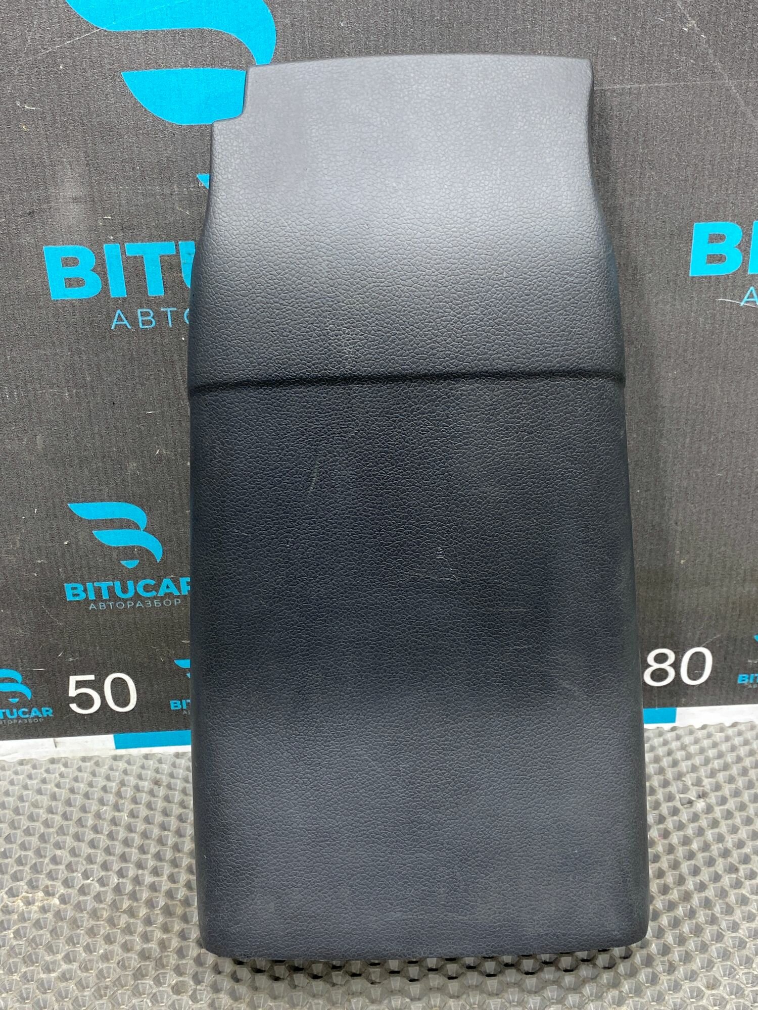 Б\У Накладка центральной консоли Kia Ceed II JD (G4FG) 1.6L MT 2015 Хэтчбек