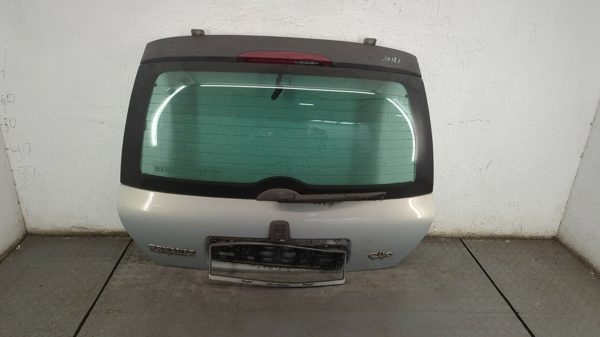 Крышка (дверь) багажника Renault Clio Б/У